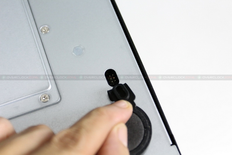 จุดเชื่อมต่อสายเพื่อคอนโซล